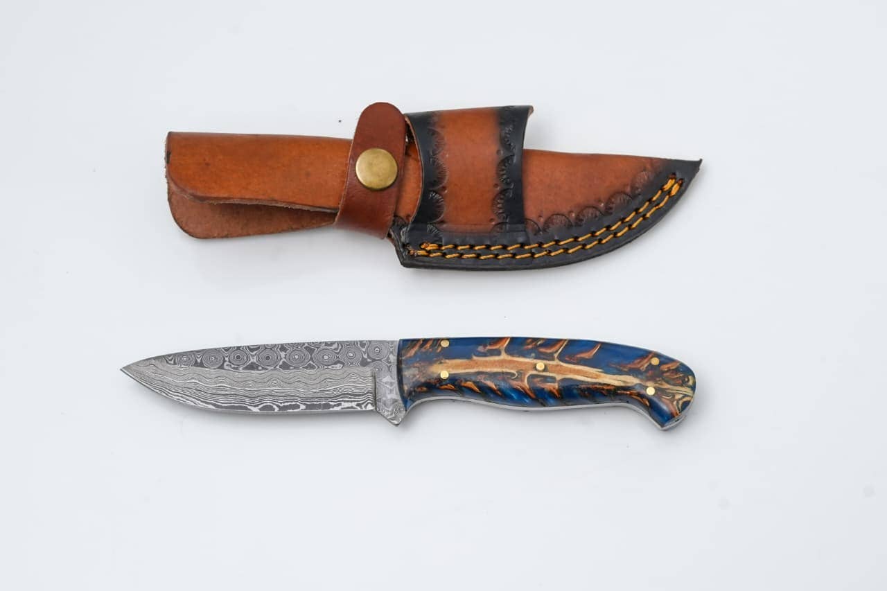 FX #54 Handmade Damascus Steel Knife with Blue Pine Cone Handle & Leat ...